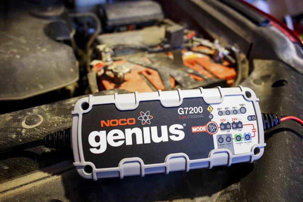 10 Best Deep Cycle Battery Chargers For The Money - RVing Insider